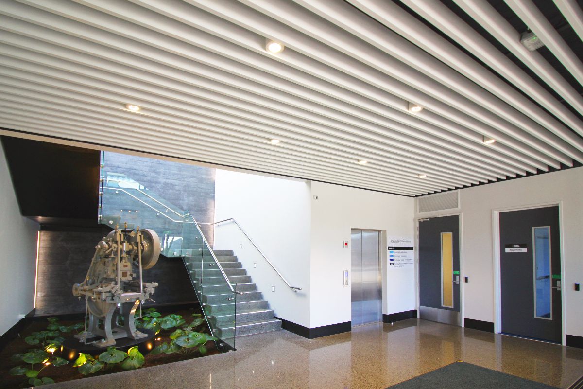 T&R Interior Systems - Eclipse Aluminium Baffle