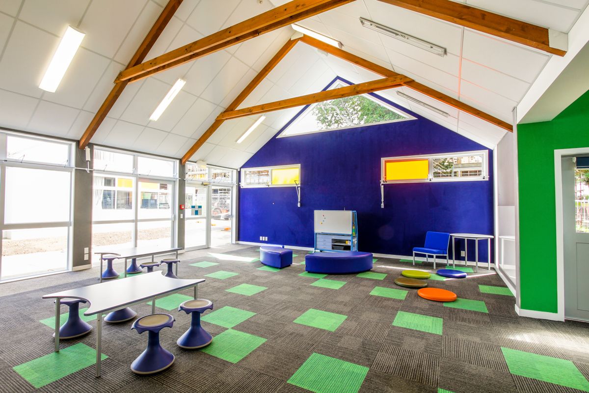 T&R Interior Systems - Study - Ellerslie School