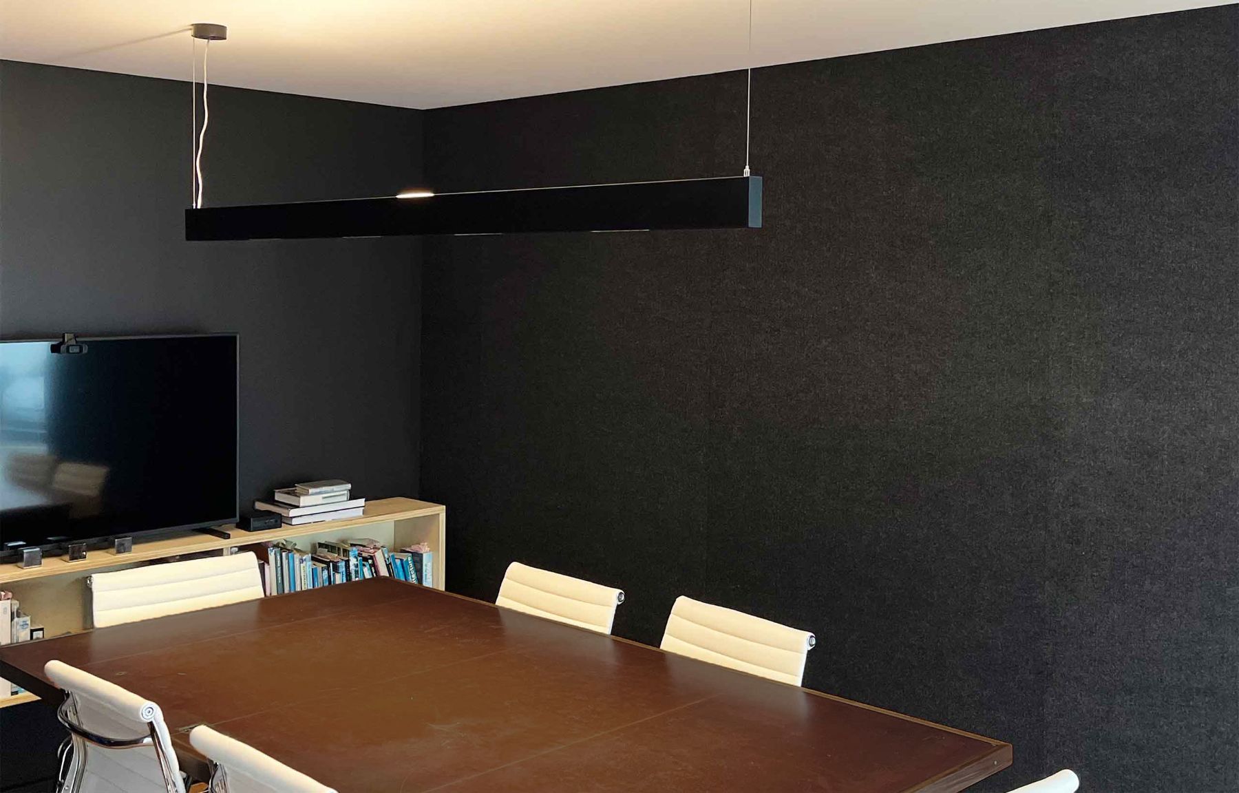 T&R Interior Systems - Floc Roll