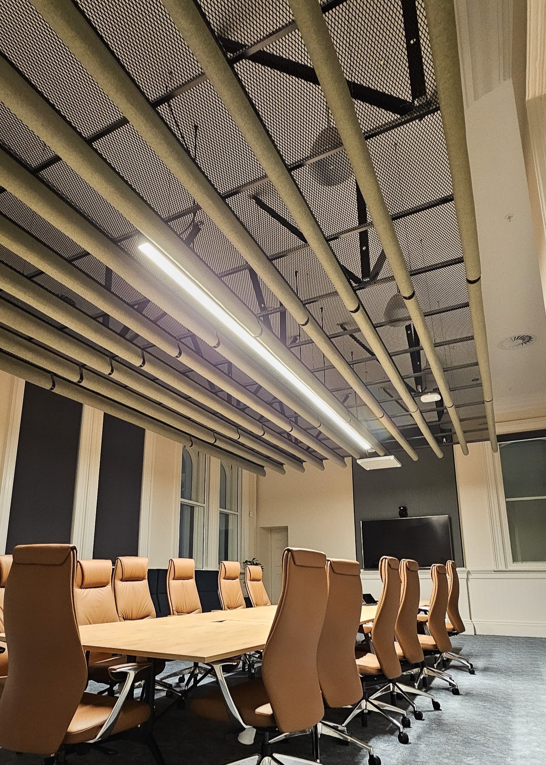 T&R Interior Systems - Floc Teardrop