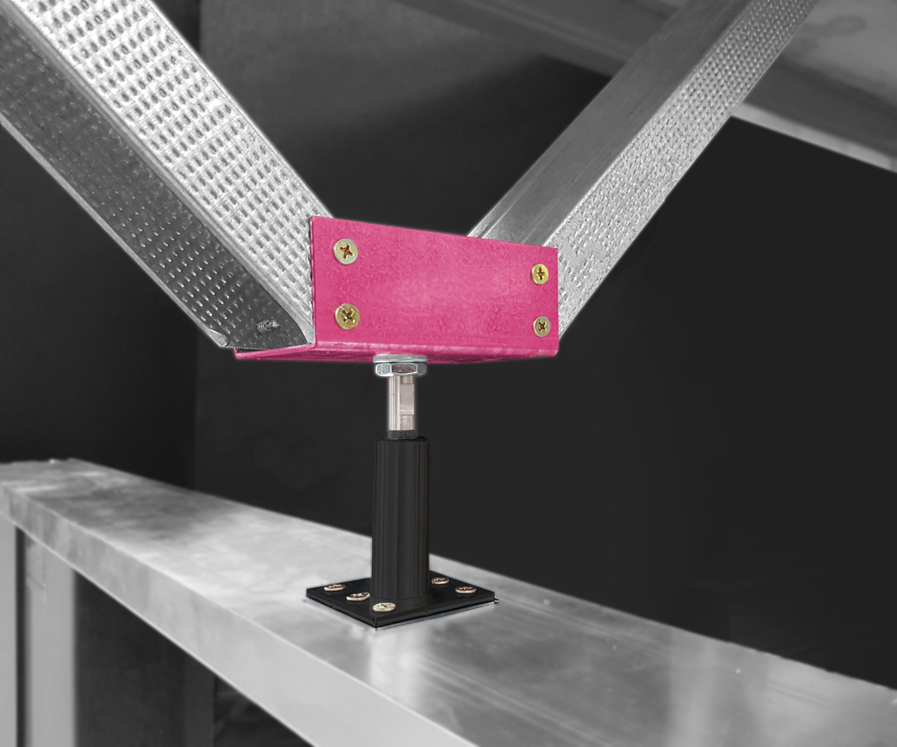 T&R Interior Systems - VertiBrace (Partition Restraint)