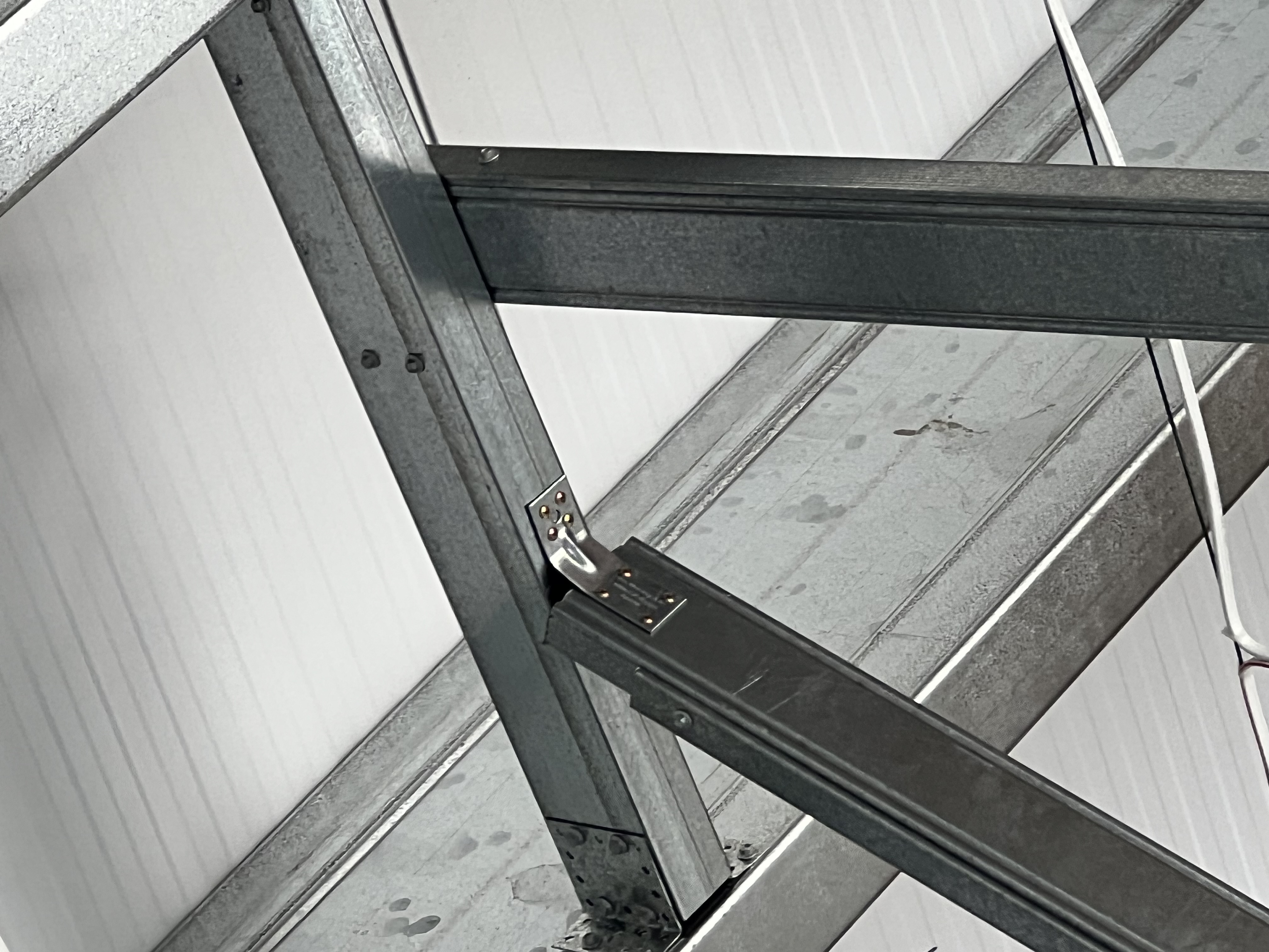 T&R Interior Systems - Rapid Beam